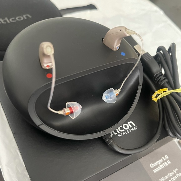 Other | Hearing Aids Oticon Minirite R | Poshmark